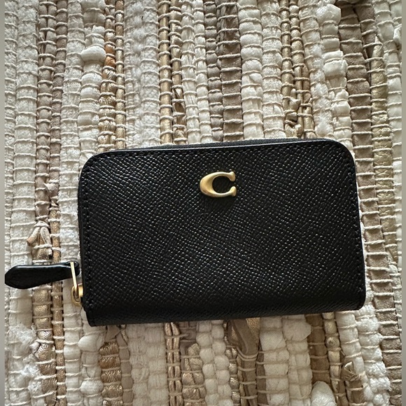 Coach | Bags | Coach Small Zip Around Card Case | Poshmark